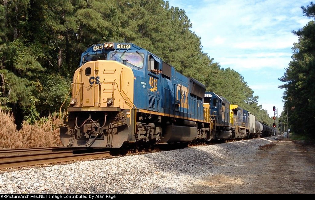 CSX SD70MAC 4812, SD40-2 8387, and C40-8W 7373